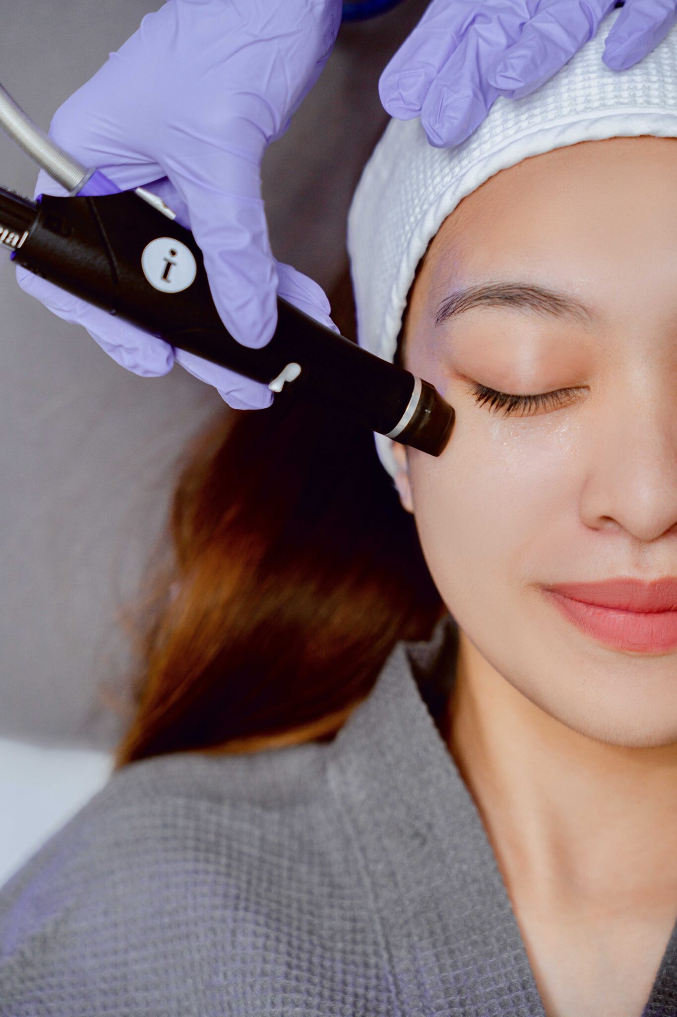 HydraFacial Perk Eye Treatment - Zionne Beauty Lounge